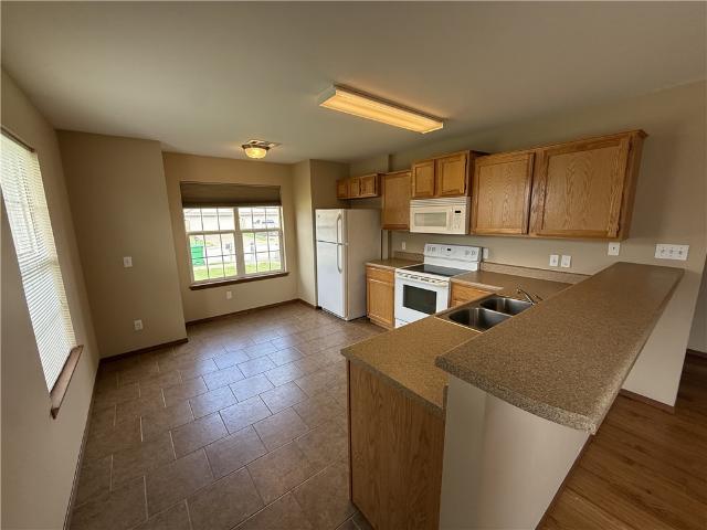 213 Foxglove Street