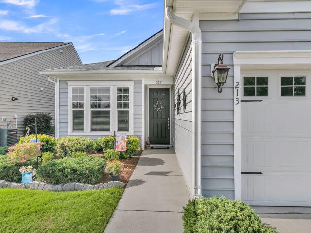 213 Fall Crossing Place