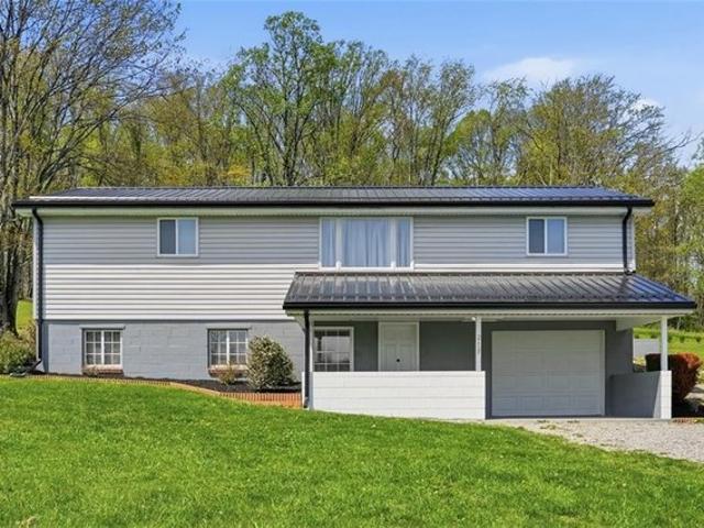 213 Fallen Timber Rd, Avella, PA 15312