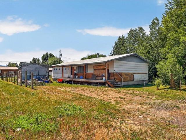 213 Katherine St, New Meadows, ID 83654