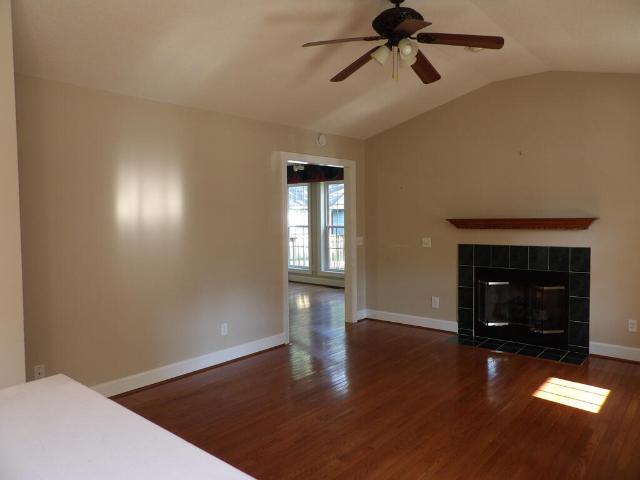 213 Kings Row