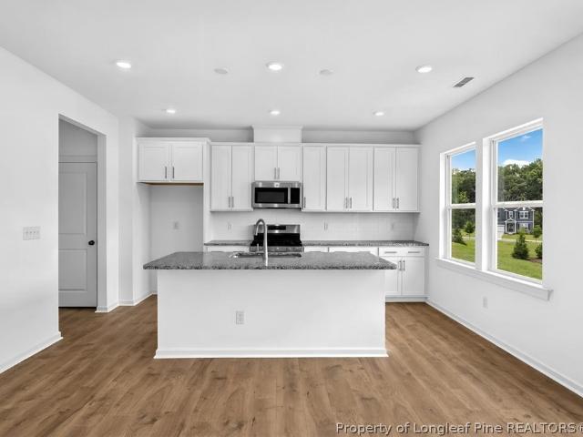 213 Hickory Grv Dr, Sanford, NC 27330 | MLS #758972