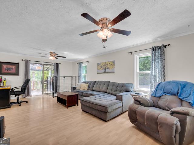 213 Hidden Lakes Drive