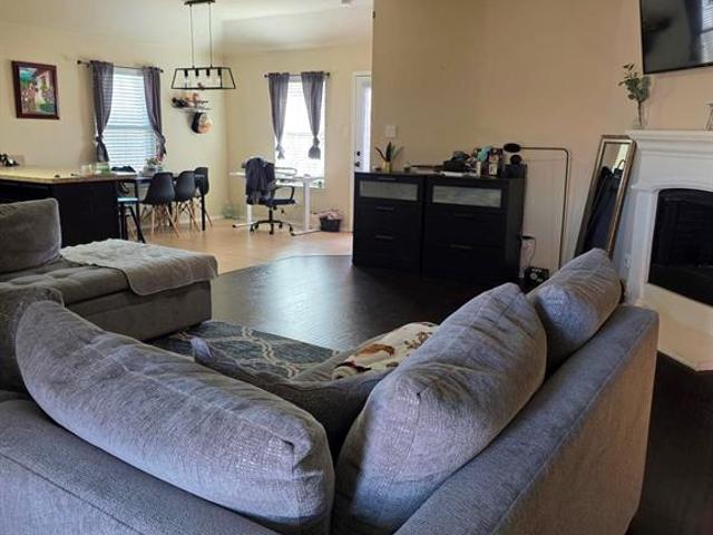 213 Independence Trail