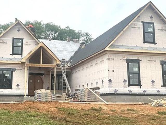 213 Oakland View Dr, Brownsboro, AL 35741