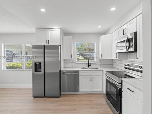 213 Oakridge N Unit 213, Deerfield Beach, FL 33442