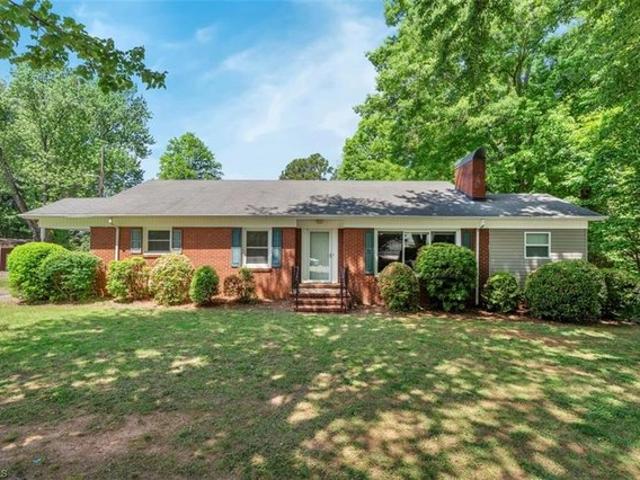 213 Old Westfield Rd, Pilot Mountain, NC 27041