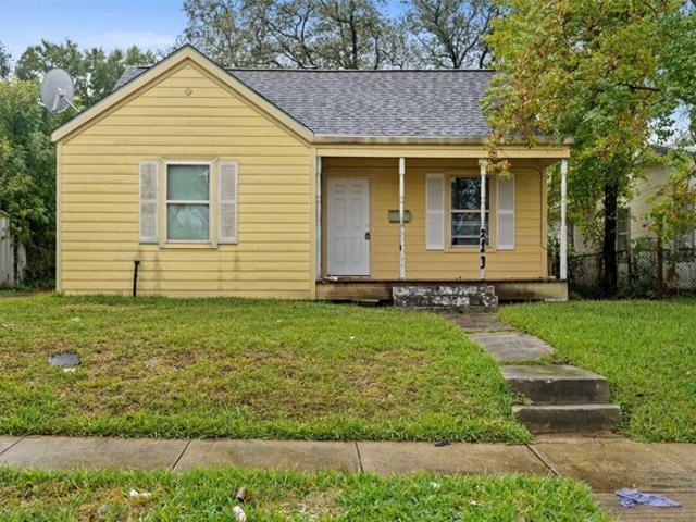 213 Olive Ave, Pasadena, TX 77506