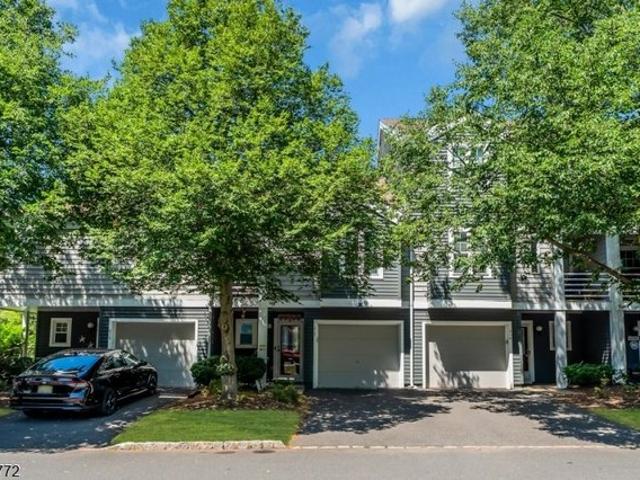 213 Longview Rd, Bridgewater Twp, NJ 08807
