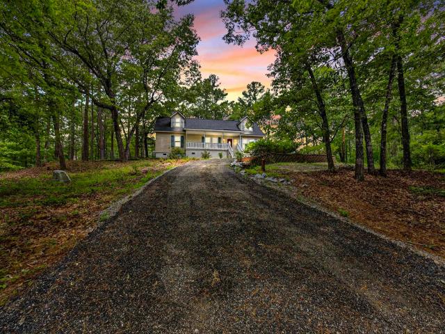 213 Lakeview Road