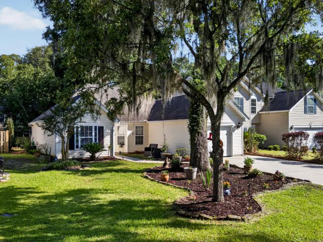 213 Moon Shadow Lane