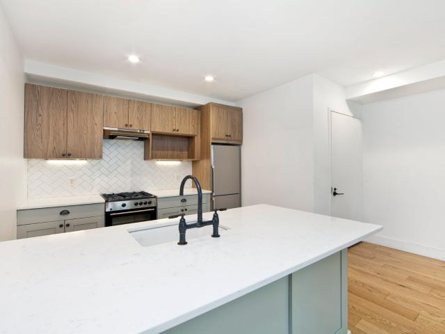 213 Maujer Street, Brooklyn, NY
