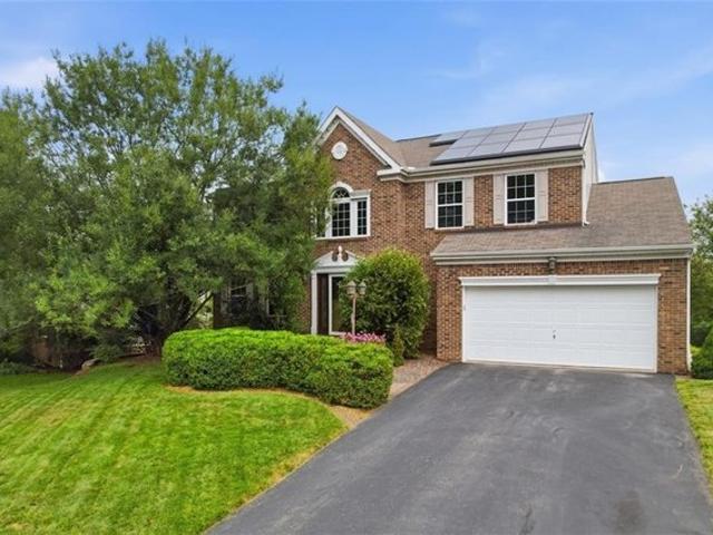 213 Macduff Ct, Gibsonia, PA 15044