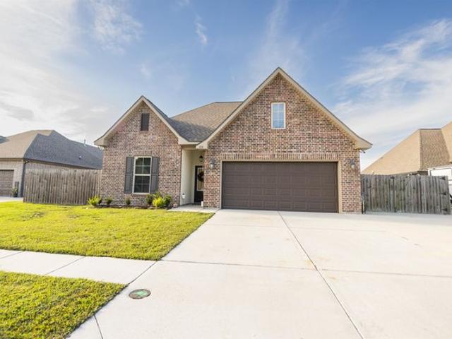 213 Madio Dr, Houma, LA 70364