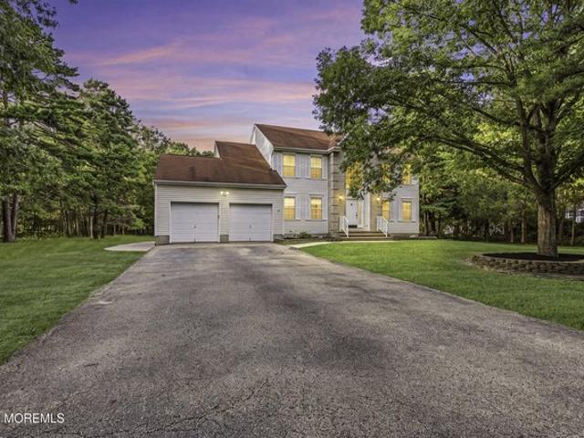 213 Medjay Ln, Toms River, NJ 08755
