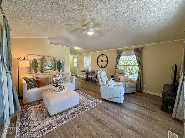 213 Northwood Dr, Folsom, CA 95630