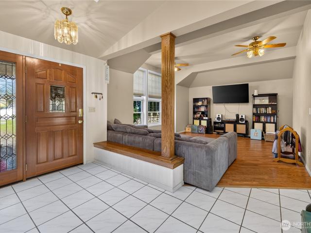 213 S 78th Avenue