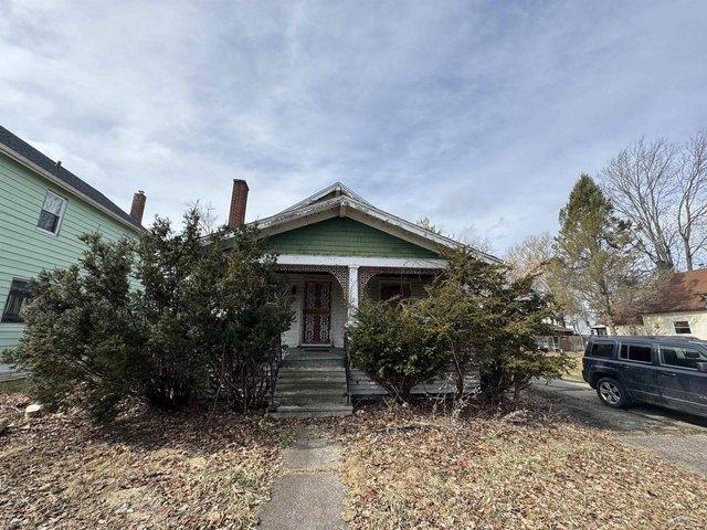 213 S 12th St, Saginaw, MI 48601