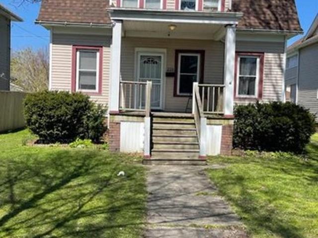 213 S Porter St, Saginaw, MI 48602