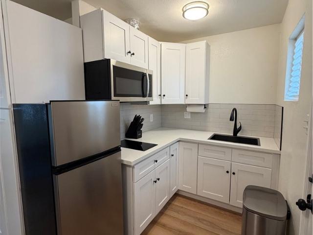 213 S Spring