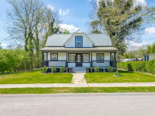 213 Southern College Street
