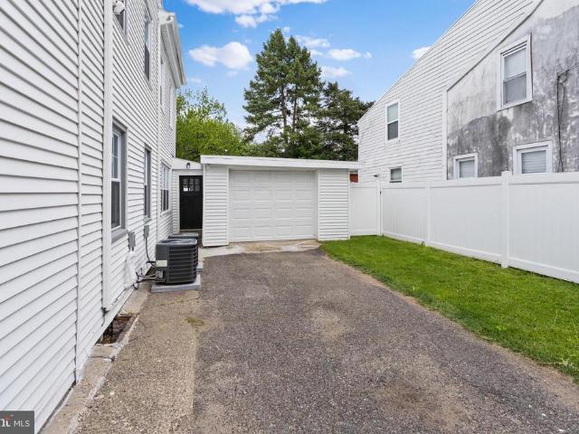213 Saint Mary Street