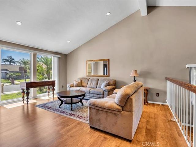 213 San Antonio Cir, Placentia, CA 92870