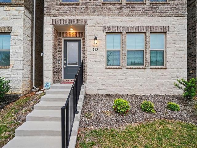 213 Settlers Way