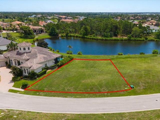 213 SE Bella Strano, Port Saint Lucie, FL 34984