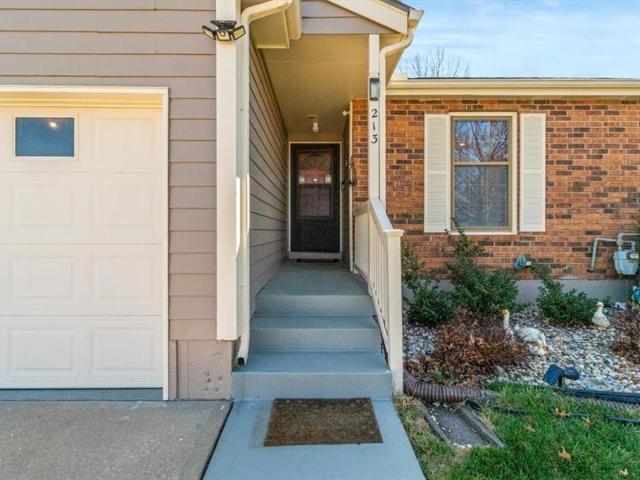 213 se ridgeview drive