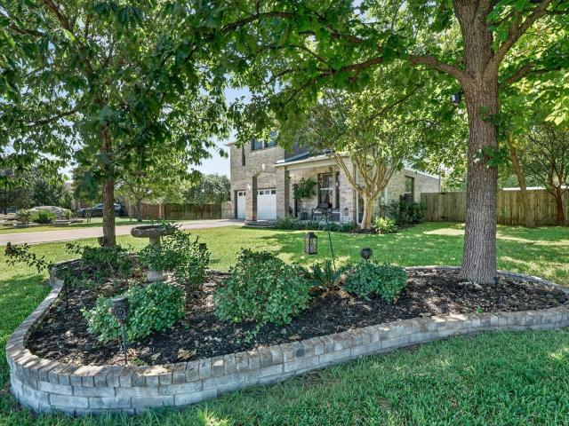 213 Silver Lace Ln
