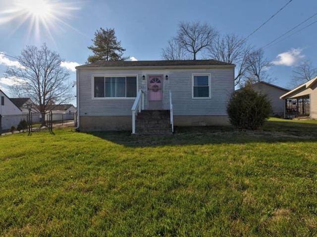 213 Springdale Ave, Cynthiana, KY 41031