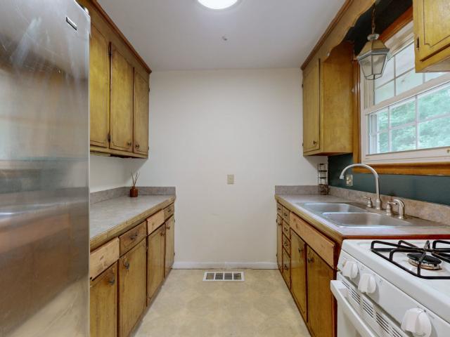 213 Sterry Ct