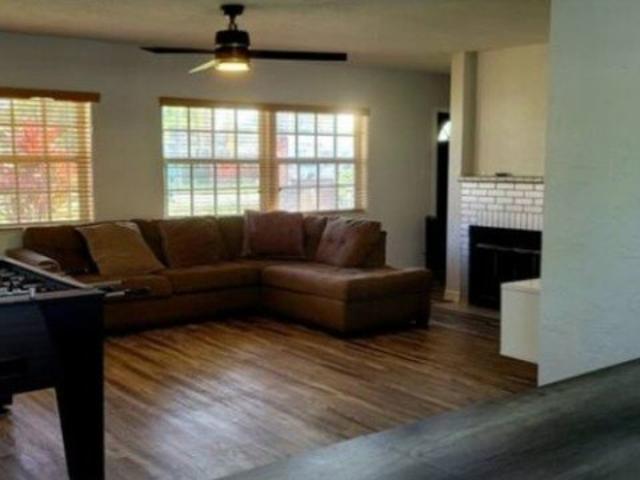 213 SW 3rd Pl, Dania Beach, FL 33004