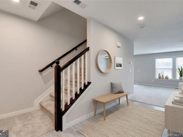 213 Port Way