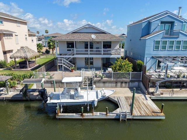 213 Port St, Rockport, TX 78382