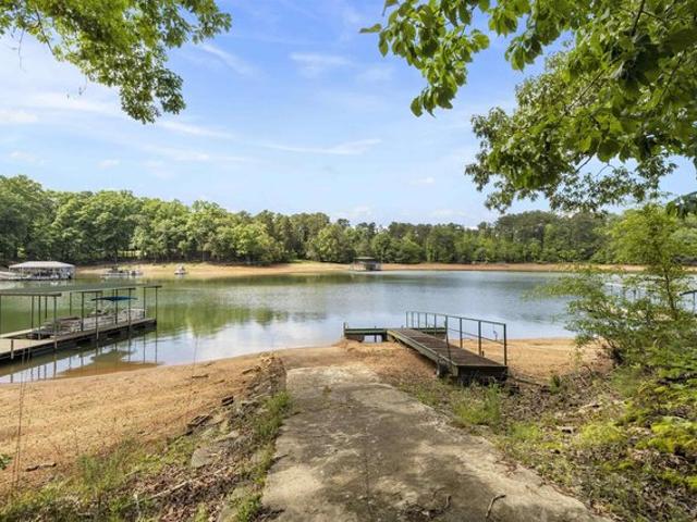 213 Portman Dr, Townville, SC 29689