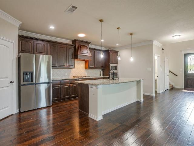 213 Park Villa Lane