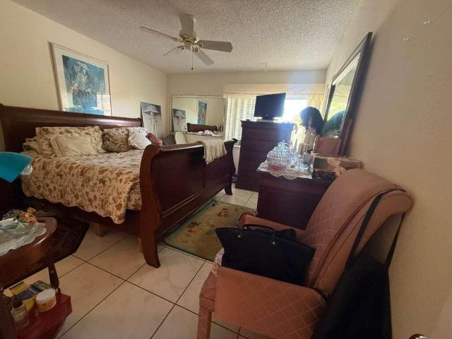 213 Pine High Occupancy Vehicle Cir, Unit D2, Greenacres, FL 33463 | MLS #B26037
