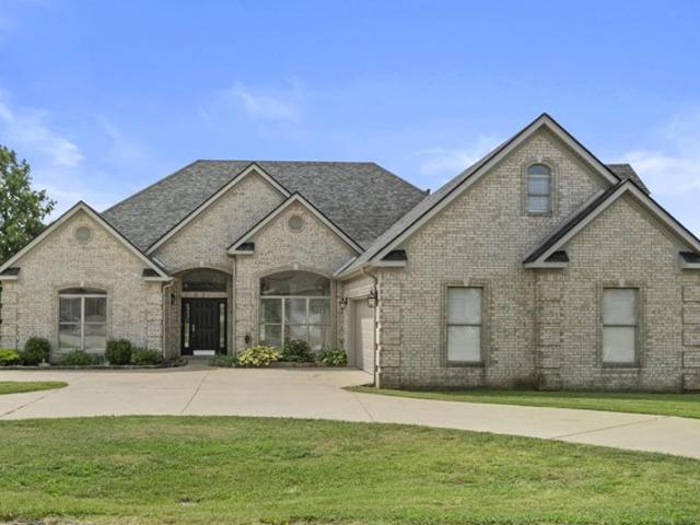 213 Plantation Dr, Mayflower, AR 72106