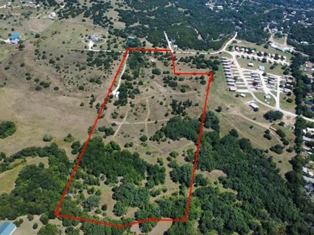 213 Private Rd # 1743B, Clifton, TX 76634