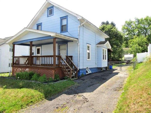 213 Robble Ave, Endicott, NY 13760