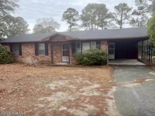 213 Rollingwood Dr, Dudley, NC 28333