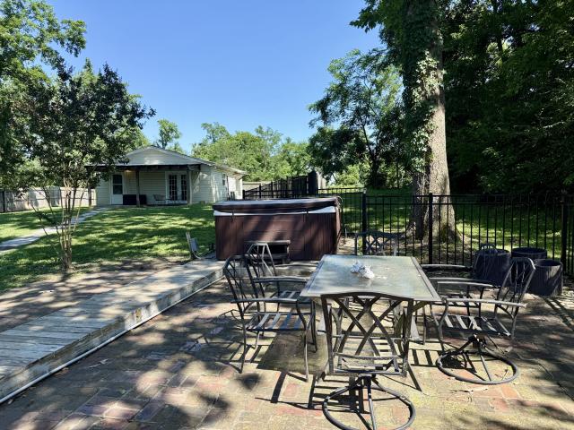 213 Rhine Dr