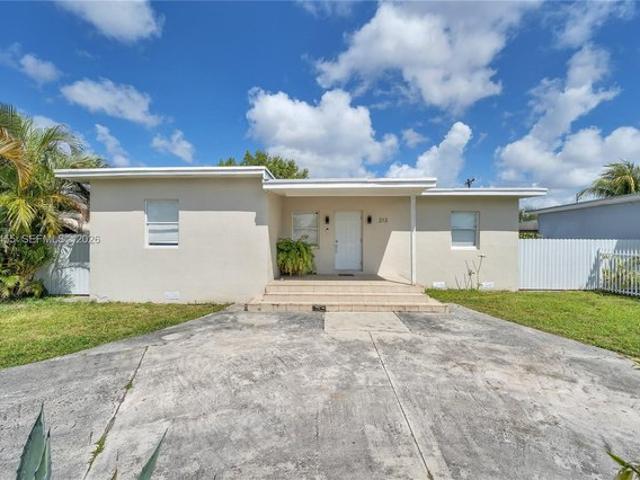 213 W 20th St, Hialeah, FL 33010
