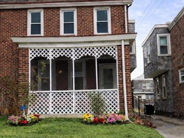 213 W 35th St, Wilmington, DE 19802
