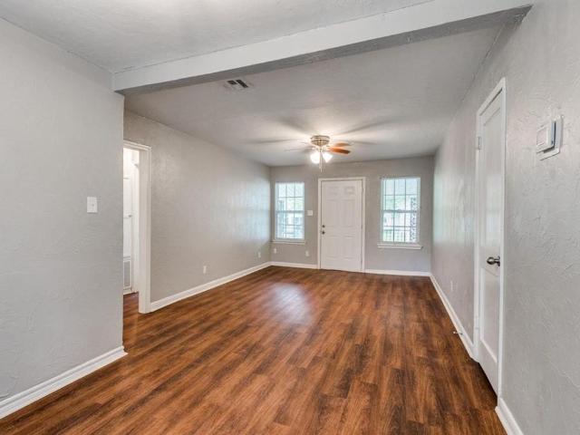 213 W Jacobs Drive