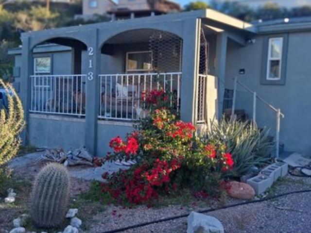 213 W Morris Dr, Queen Valley, AZ 85118