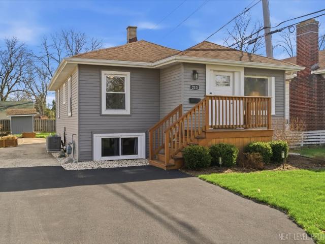 213 W School St, Villa Park, IL 60181 | Compass
