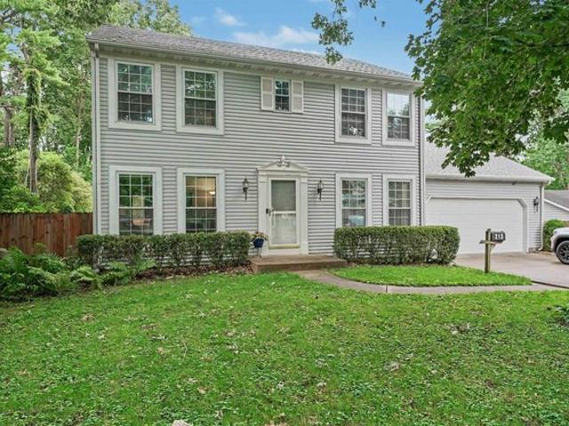 213 Woodlawn Rd, Lincoln, IL 62656
